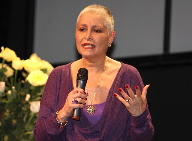 Daniela Romo disfruta de su vida tras vencer al cáncer - La Nación