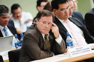 Walter Reiche confiesa pagos a Rafael A. Calderón - La Nación